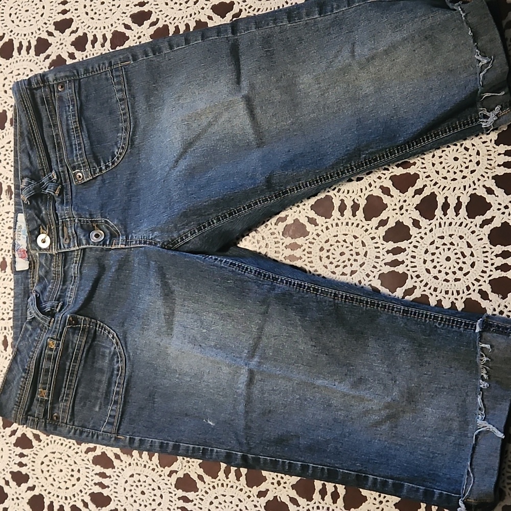 Piper And Blue Sketch Capri Jeans - Gem